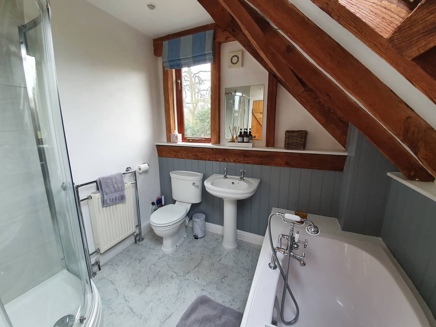 23 Barn Bathroom Ideas – The DIY Desire